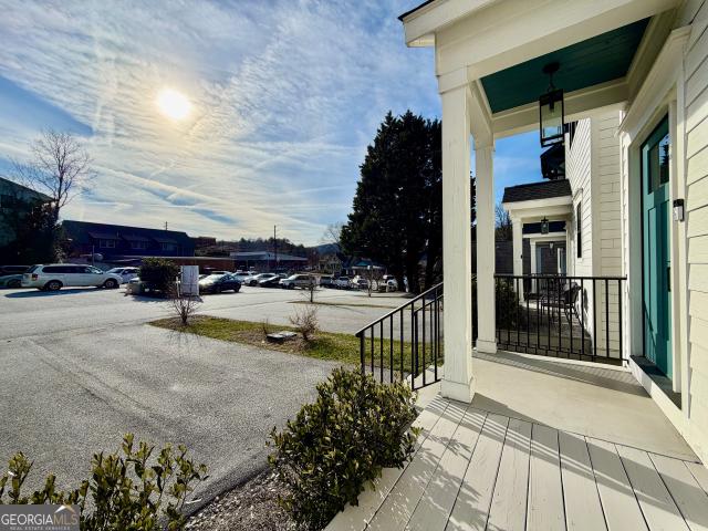 31 Cottonwood St, Clayton, GA 30525 | MLS #10676 | Compass