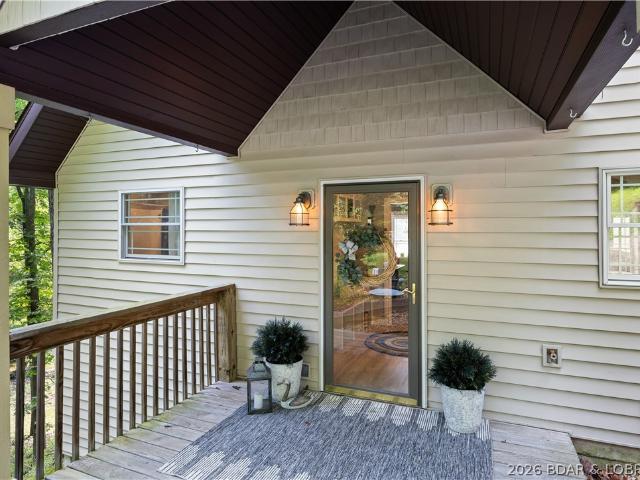 31 Cove Road