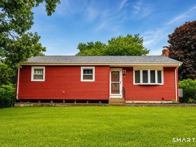 31 Crestview Dr, Colchester, CT 06415
