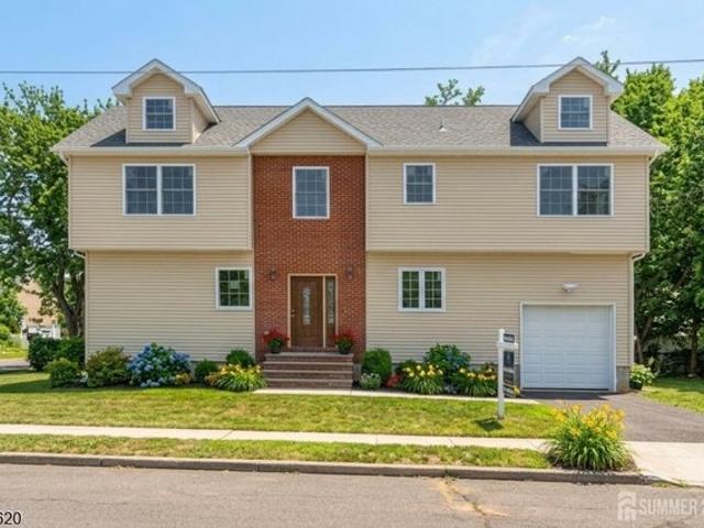 31 Davis Ave, Franklin Twp, NJ 08873