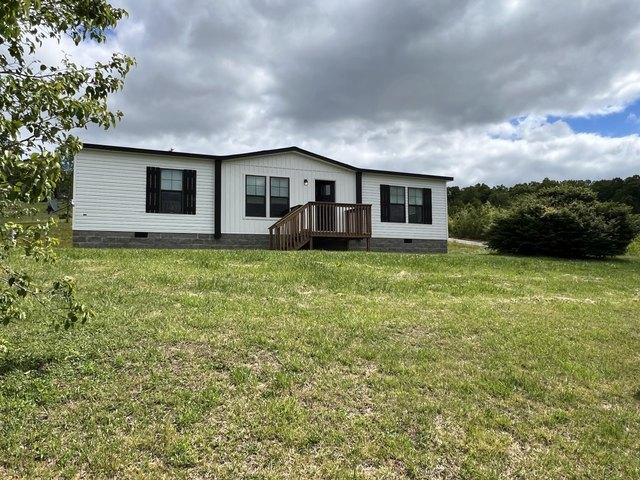 31 Dean Ln, Gray, KY 40734