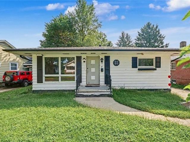 31 Delaware Ave, Danville, IL 61832