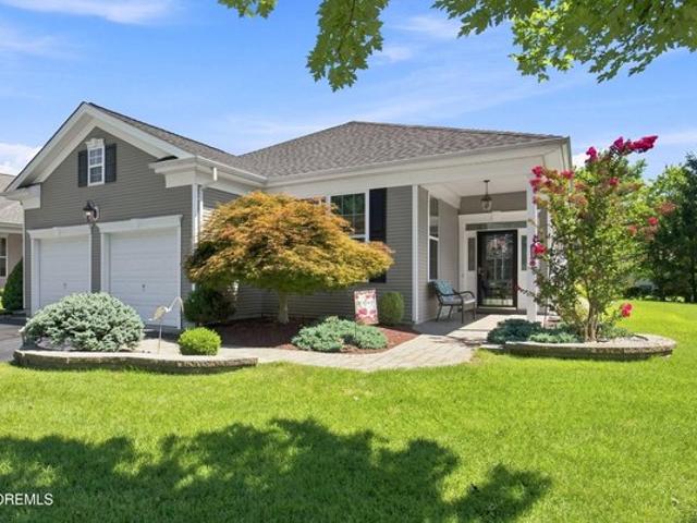 31 Devonshire Way, Jackson, NJ 08527