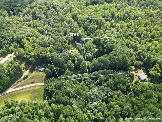 31 Drake Rd, Travelers Rest, SC 29690