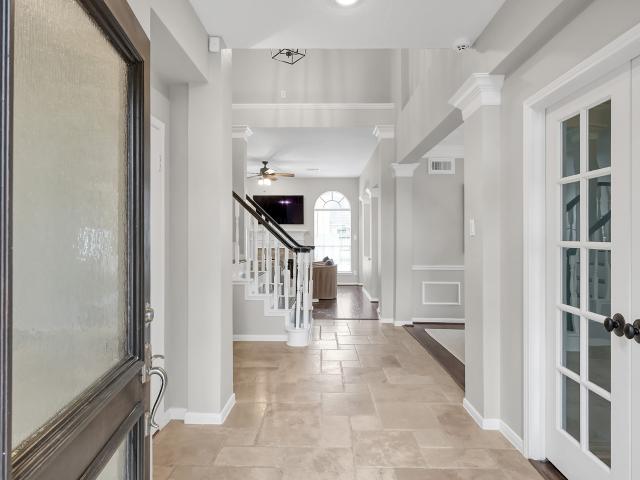 31 E Amberglow Circle