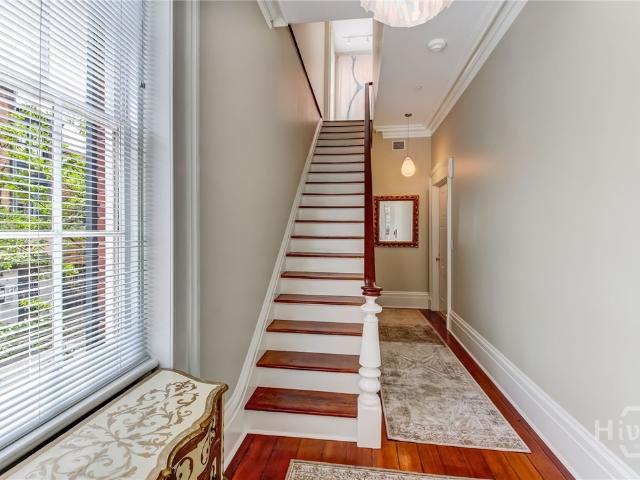 31 E Jones Street 3rd Level