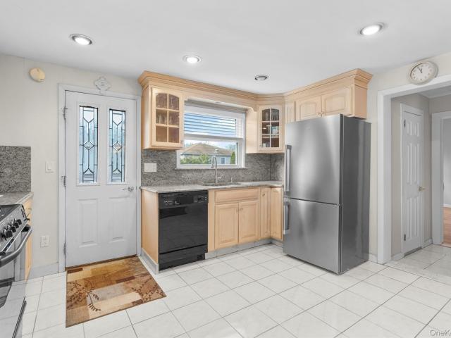 31 Elmwood Avenue
