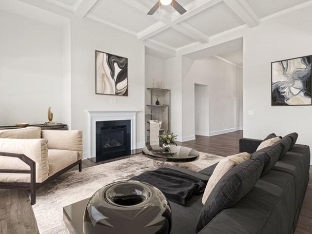 31 Elland Dr, Greer, SC 29651