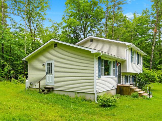 31 Emerald Lane
