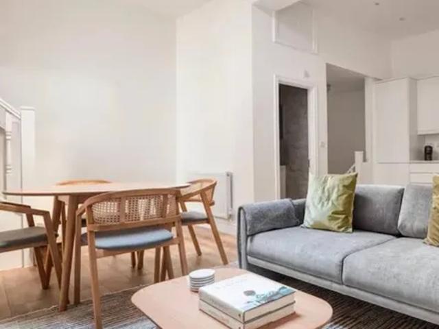 31 Ennismore Mews, London, SW7 1AP, United Kingdom | 2 bed apartment for rent #164723008 | Rentberry