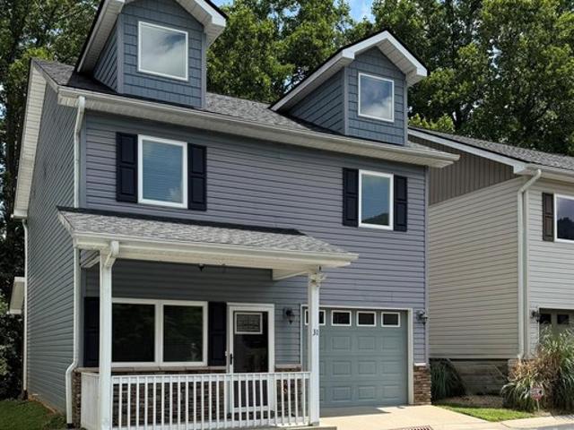31 English Ivy Rd, Asheville, NC 28806