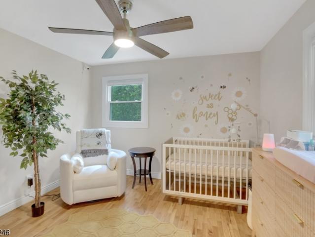 31 Fieldstone Dr
