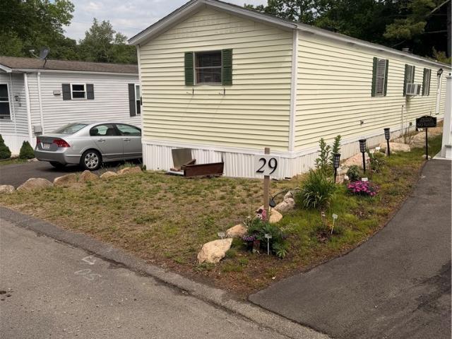 31 Foxtrot Drive