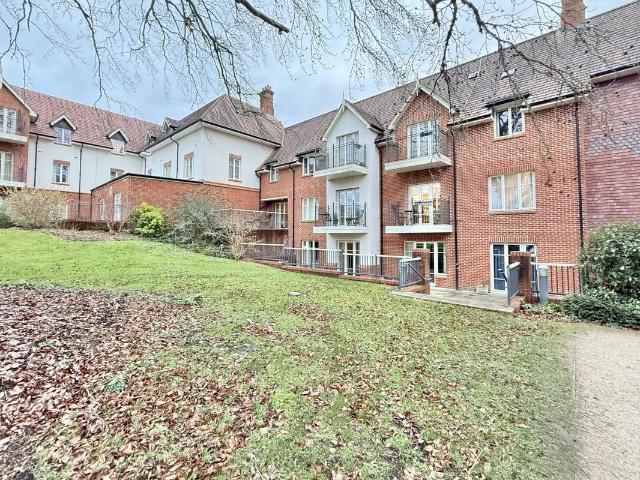 31 Garnier Drive, Retirement Village SO50, 1 bed property to rent, £1,750 pcm | PrimeLocation