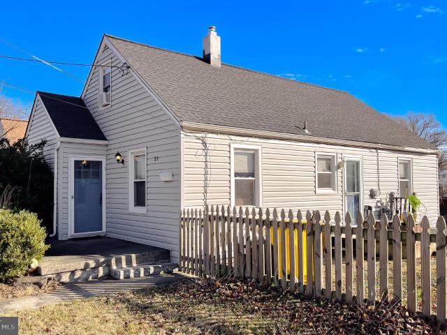 31 Governor's Gate Ln, Linthicum, MD 21090 | MLS #MDAA2134 | Compass