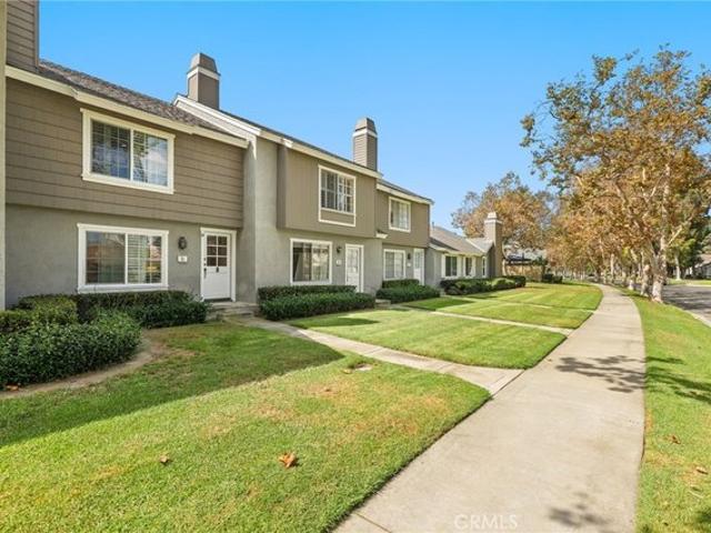 31 Greenbough Unit 132, Irvine, CA 92614