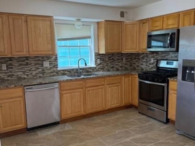 31 Hanford St # 1