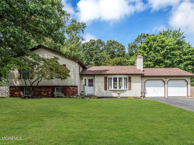 31 Hickory Hill Road