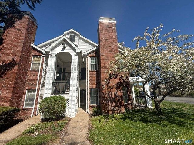 31 High St Apt 4105, East Hartford, CT 06118