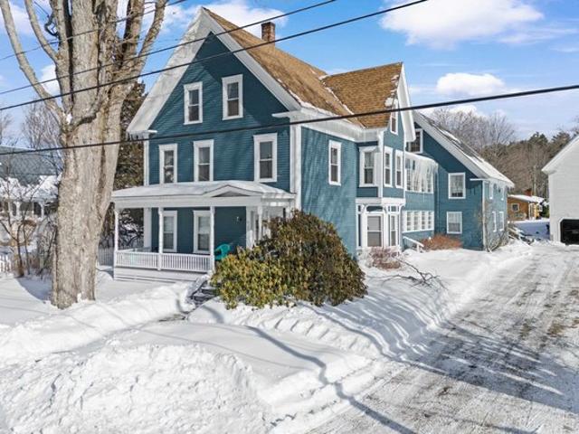 31 High St, Sunapee, NH 03782