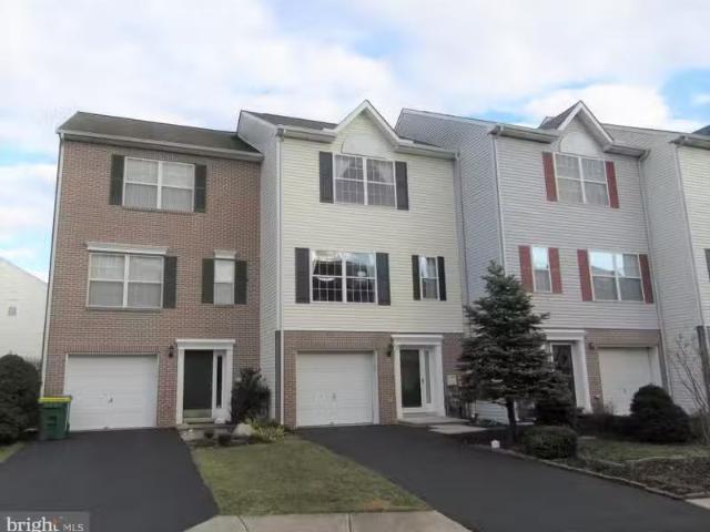 31 Highland Circle, Newark, DE 19713