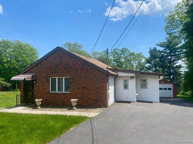 31 Highview Ter, Bloomingburg, NY 12721