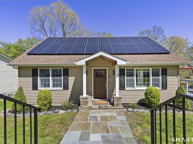 31 Hillandale Rd, Danbury, CT 06811