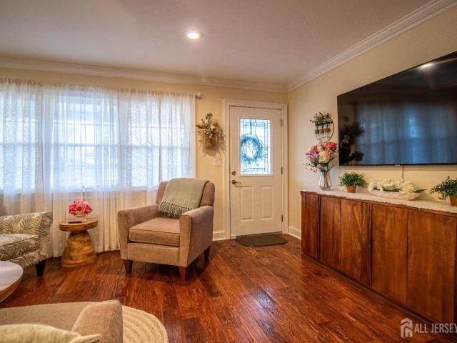 31 Hillsdale Road