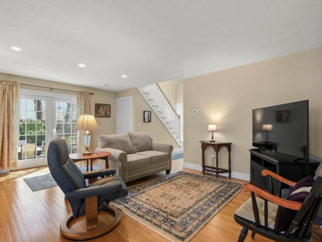 31 Hillside Ave, North Falmouth, MA 02556 | MLS #22601 | Compass