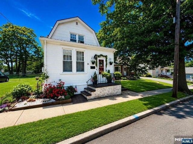 31 Hope St, Nutley, NJ 07110