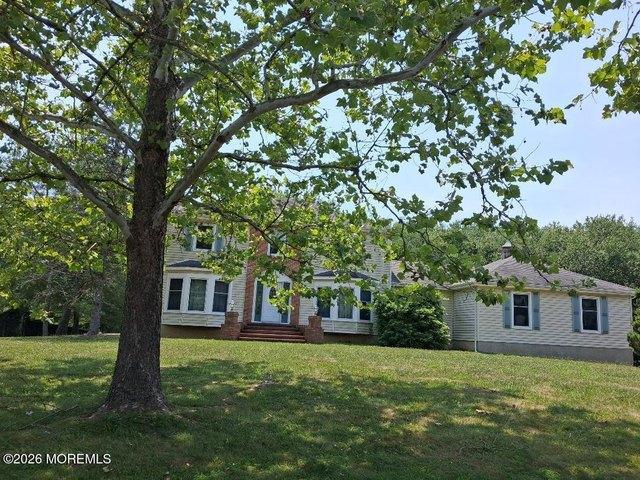 31 Hunt Rd, Freehold, NJ 07728