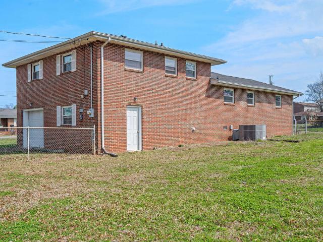 31 Jackson Way