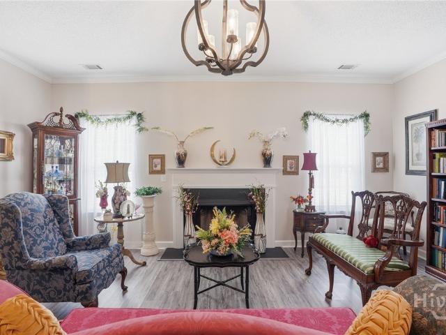 31 Kingslan Court
