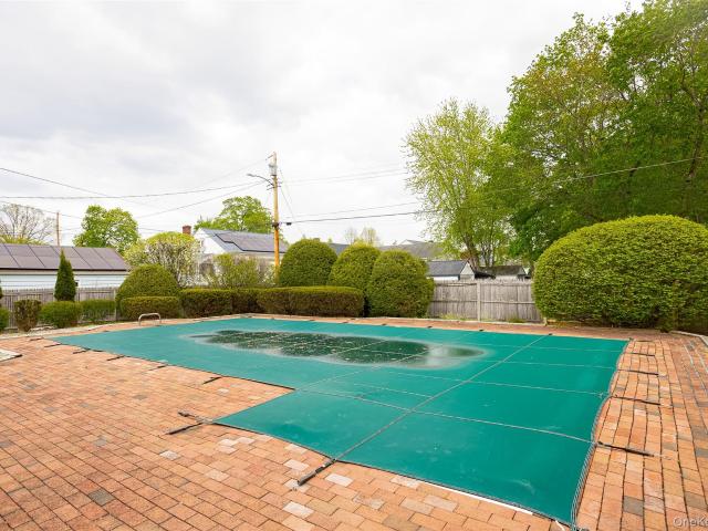 31 Kingston Ave, Poughkeepsie, NY 12603 | MLS #988938