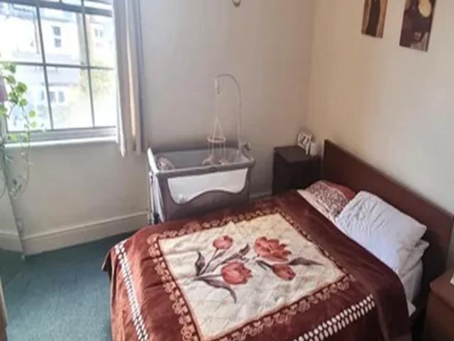 31 Kingston Road, London, SW19 1JX, United Kingdom | 2 bed apartment for rent #140799714 | Rentberry