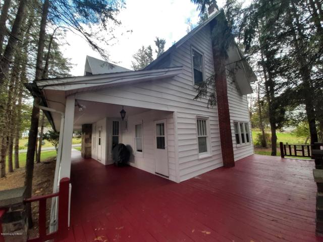 31 Knob Road