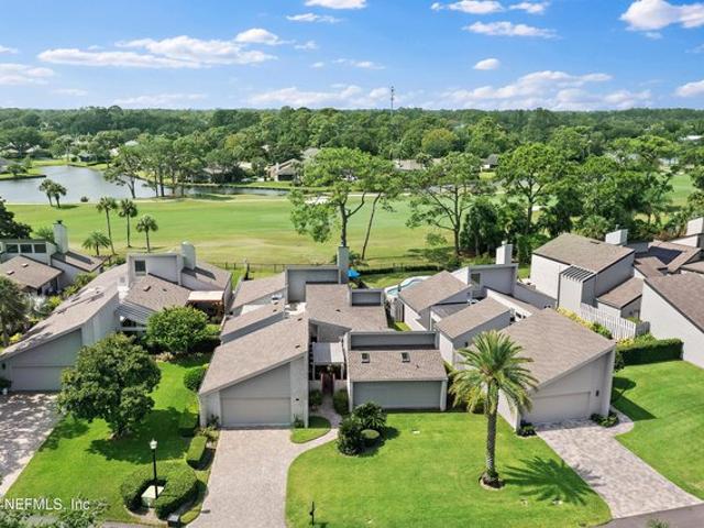 31 Lake Julia Dr S, Ponte Vedra Beach, FL 32082