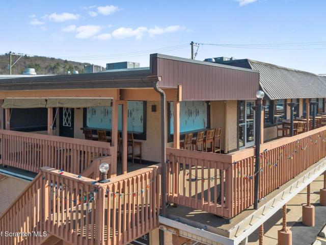 31 Lakeside