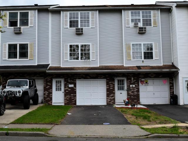 31 Larch Street