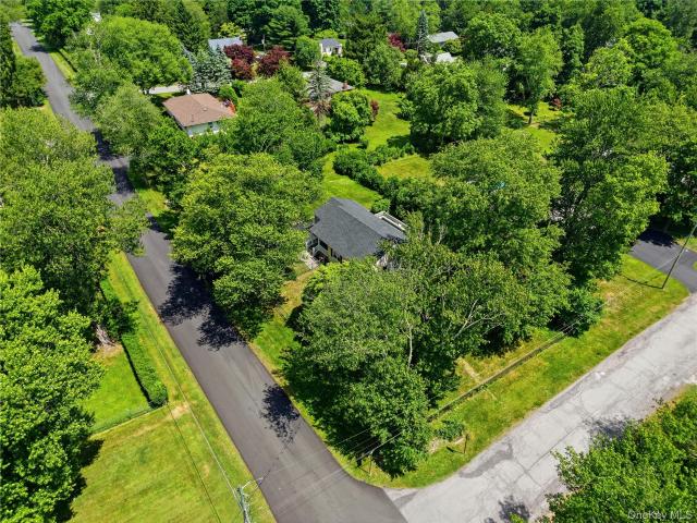 31 Larkspur Drive