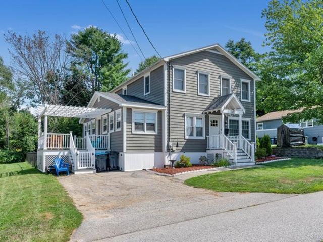 31 Leavitt Ave, Lewiston, ME 04240
