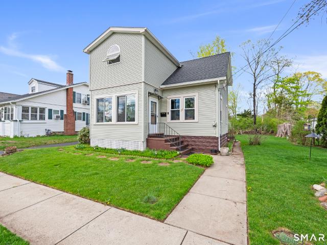 31 Lincoln St, Plainville, CT 06062 | MLS #24168 | Compass