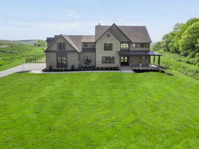 31 Liberty Wy, Union Vale, NY 12540