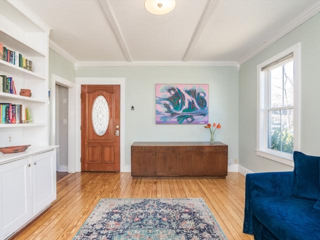 31 Lilly St, Northampton, MA 01062 | MLS #73491 | Compass