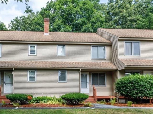 31 Macintosh Ln Unit 31, Leominster, MA 01453
