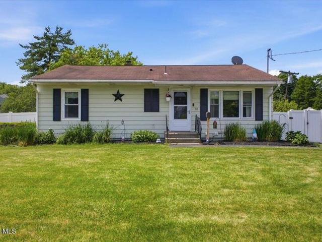31 Maine Ave, Rensselaer, NY 12144
