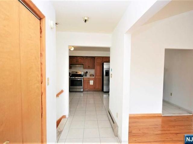 31 Marion Avenue # 2