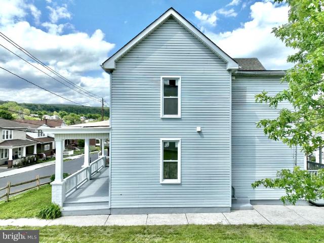 31 Marion Street