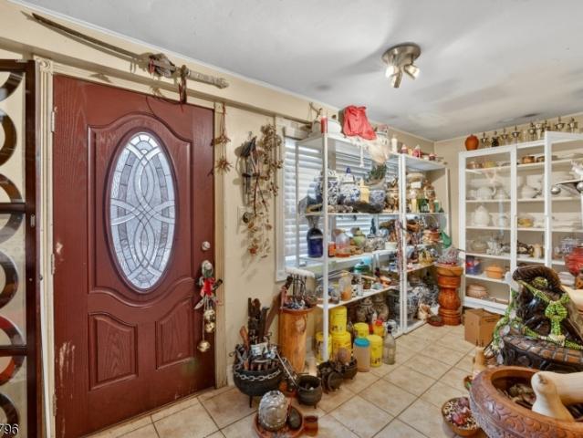 31 Mertz Ave
