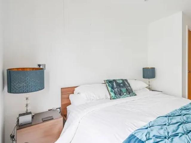 31 Millharbour, Millwall, London, E14 9JS, United Kingdom | 2 bed apartment for rent #139070596 | Rentberry